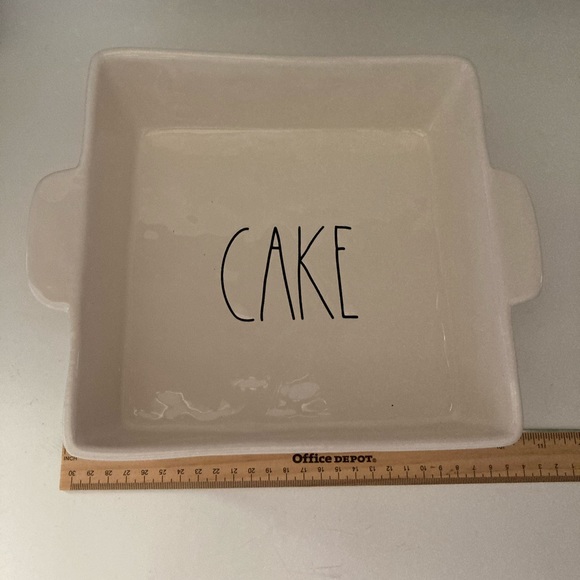 Rae Dunn | Kitchen | Rae Dunn Cake Pan Dish | Poshmark